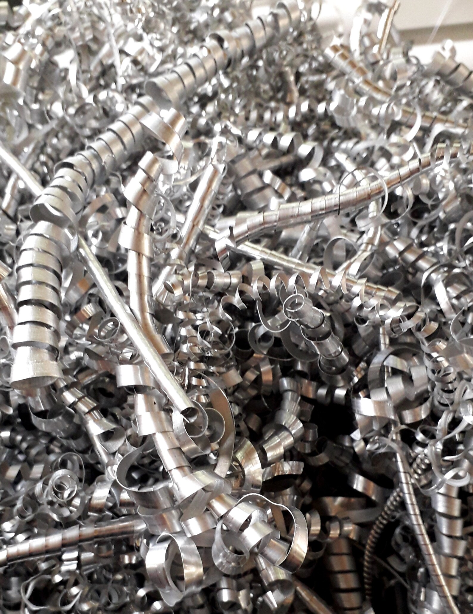 Round Metal Shavings, Aluminum Shavings, Metal Springs for Decor ...