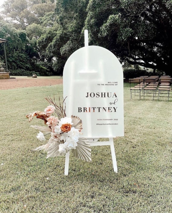 ARCH Acrylic Wedding Welcome Sign Modern Minimalist Wedding - Etsy ...