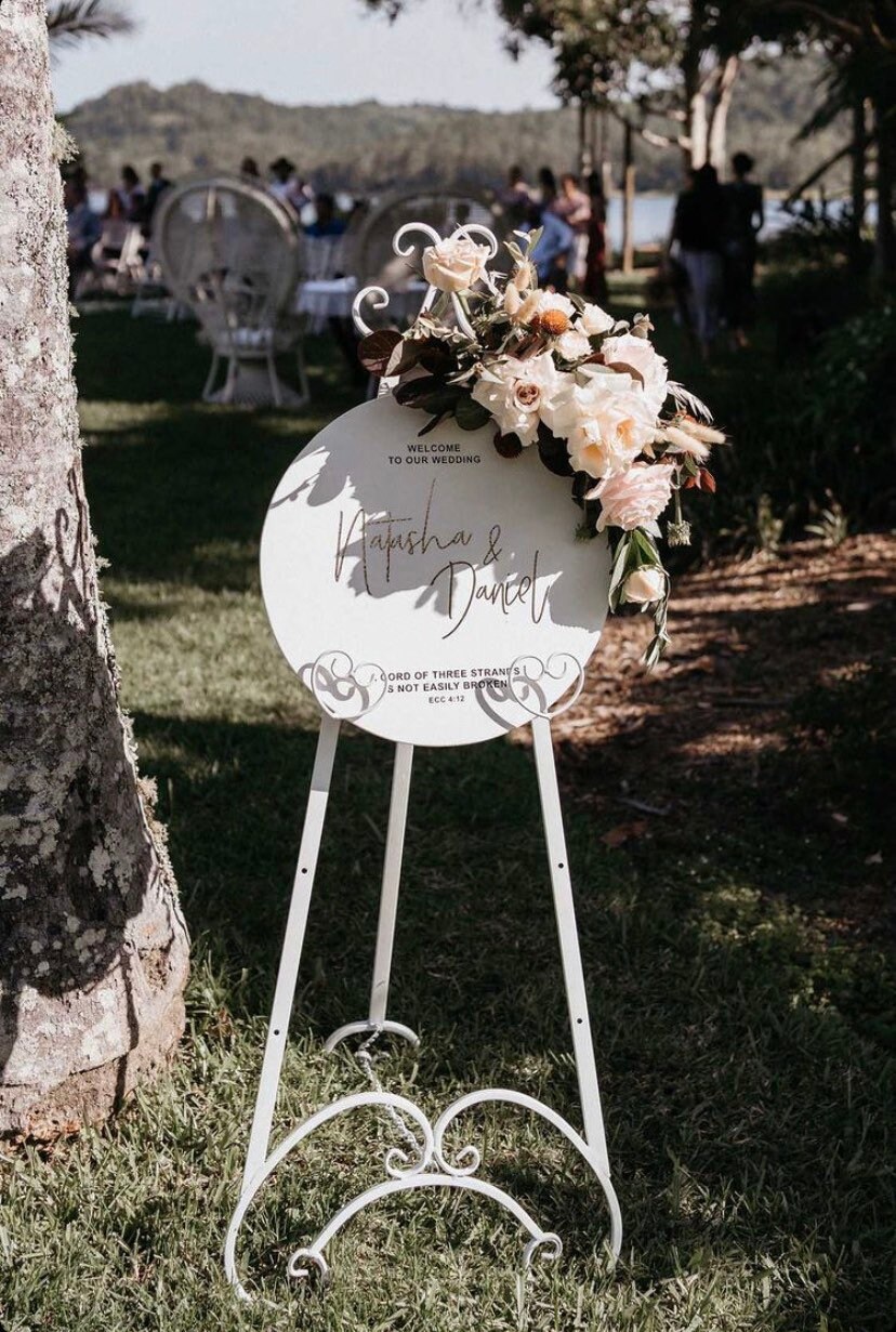 ROUND Wedding Wooden Welcome Sign Circle Wedding Reception | Etsy Australia