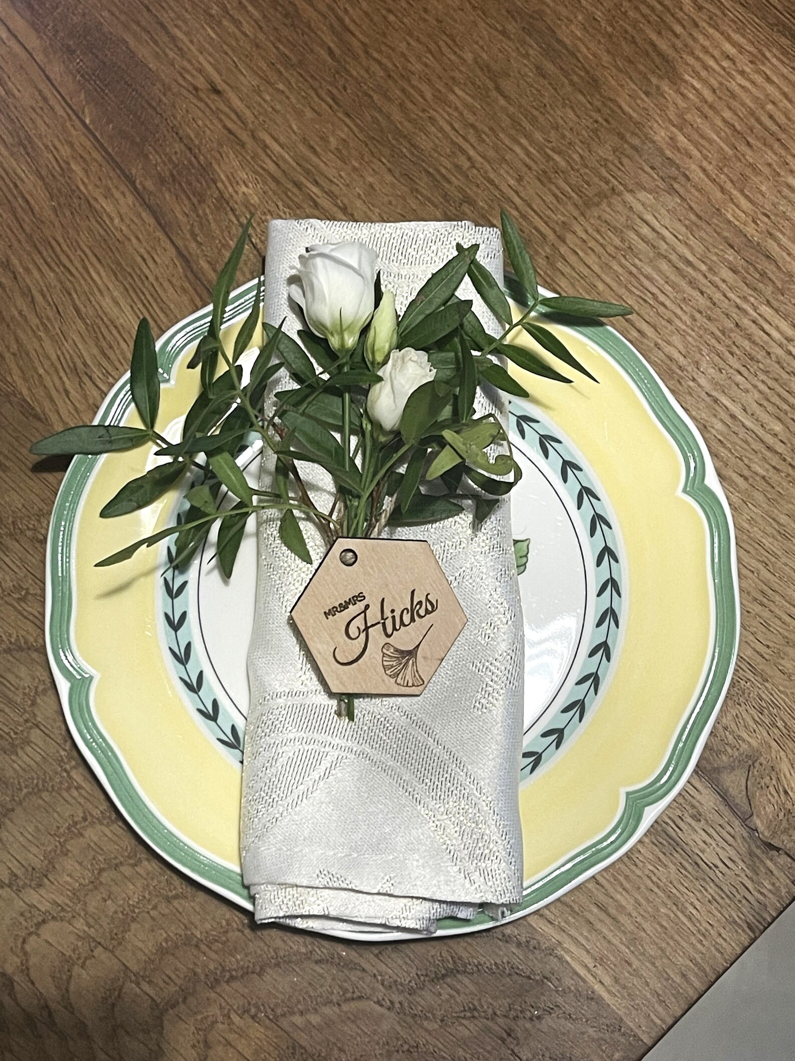 Wooden Table Place Names Cards for Wedding | Hexagon Name Tag | Wedding ...