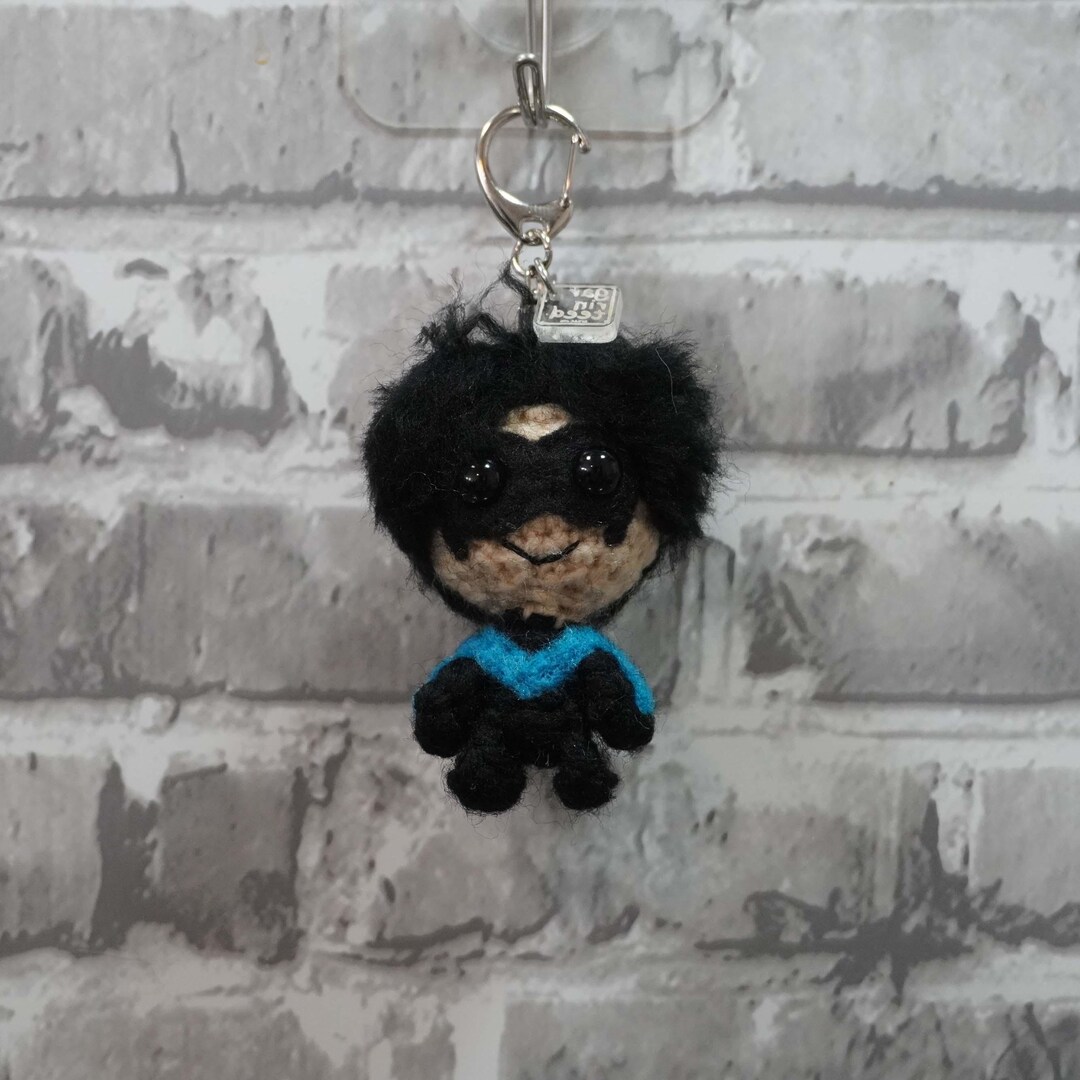 Amigurumi Nightwing Keychain - Etsy
