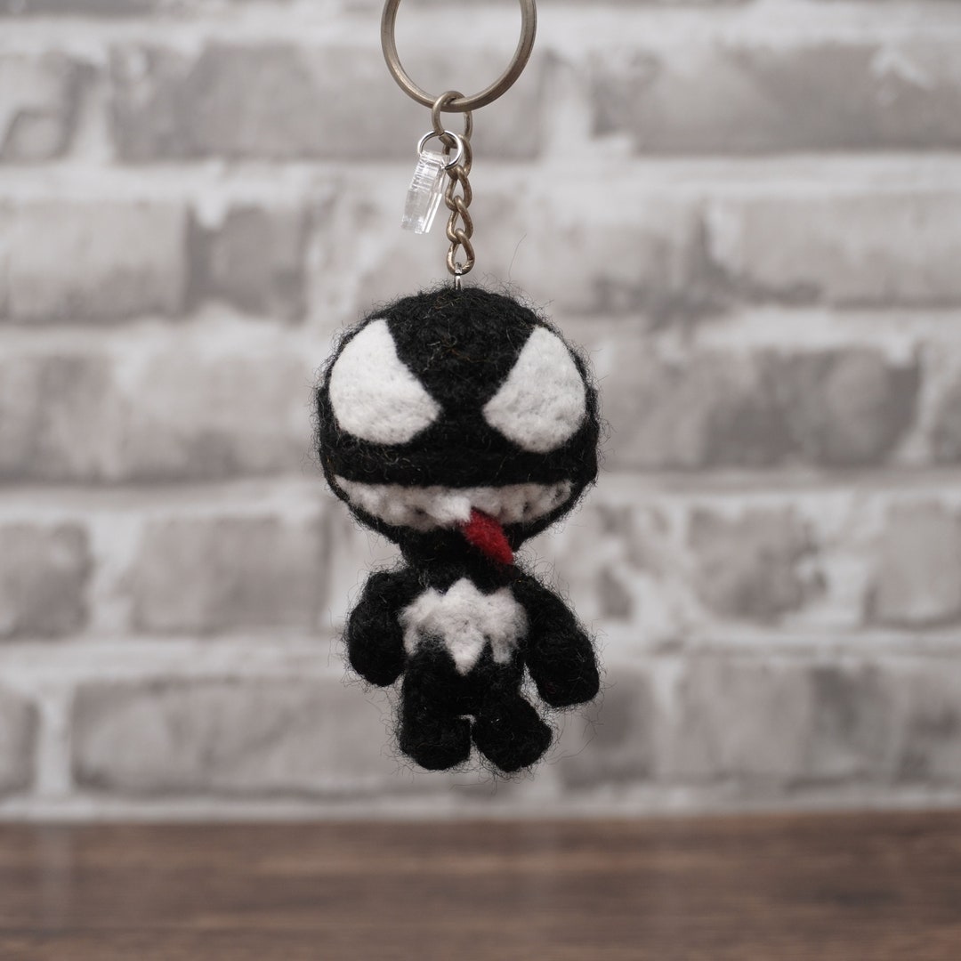 Amigurumi Venom Keychain - Etsy
