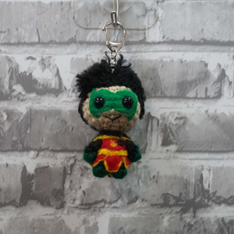 Keychains Damian Wayne - Etsy
