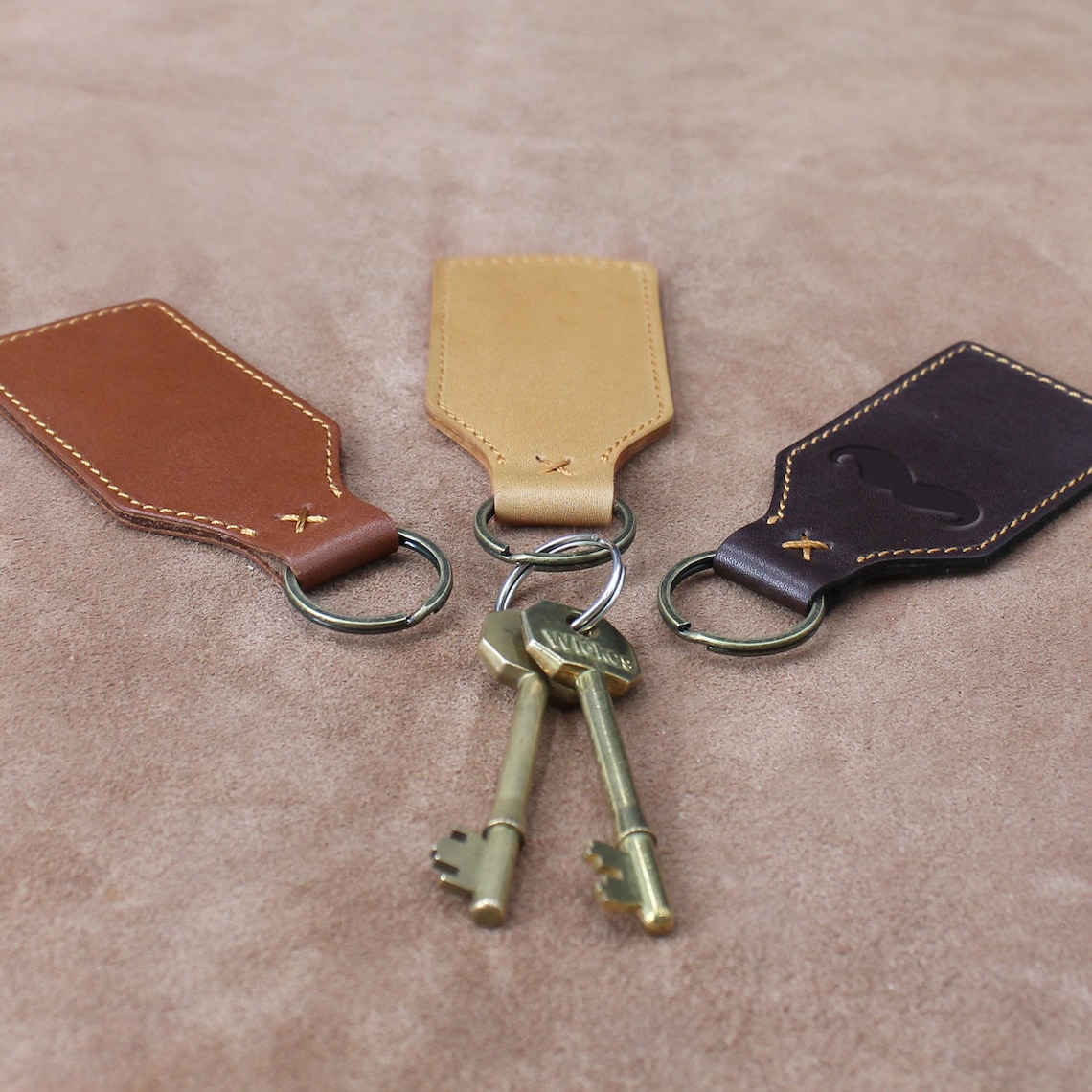 Leather Keychain Leather Luggage Tag Monogrammed Keyring Key - Etsy UK