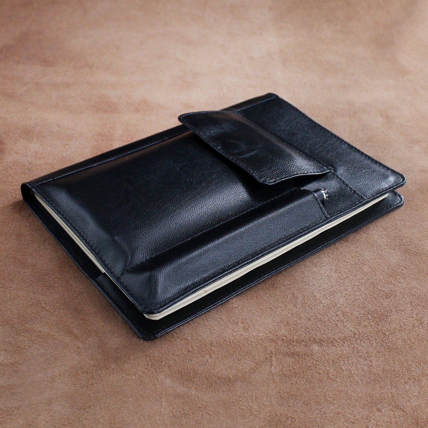 Refillable Leather A5 Notebook with Pen Pocket Traveler's | Etsy