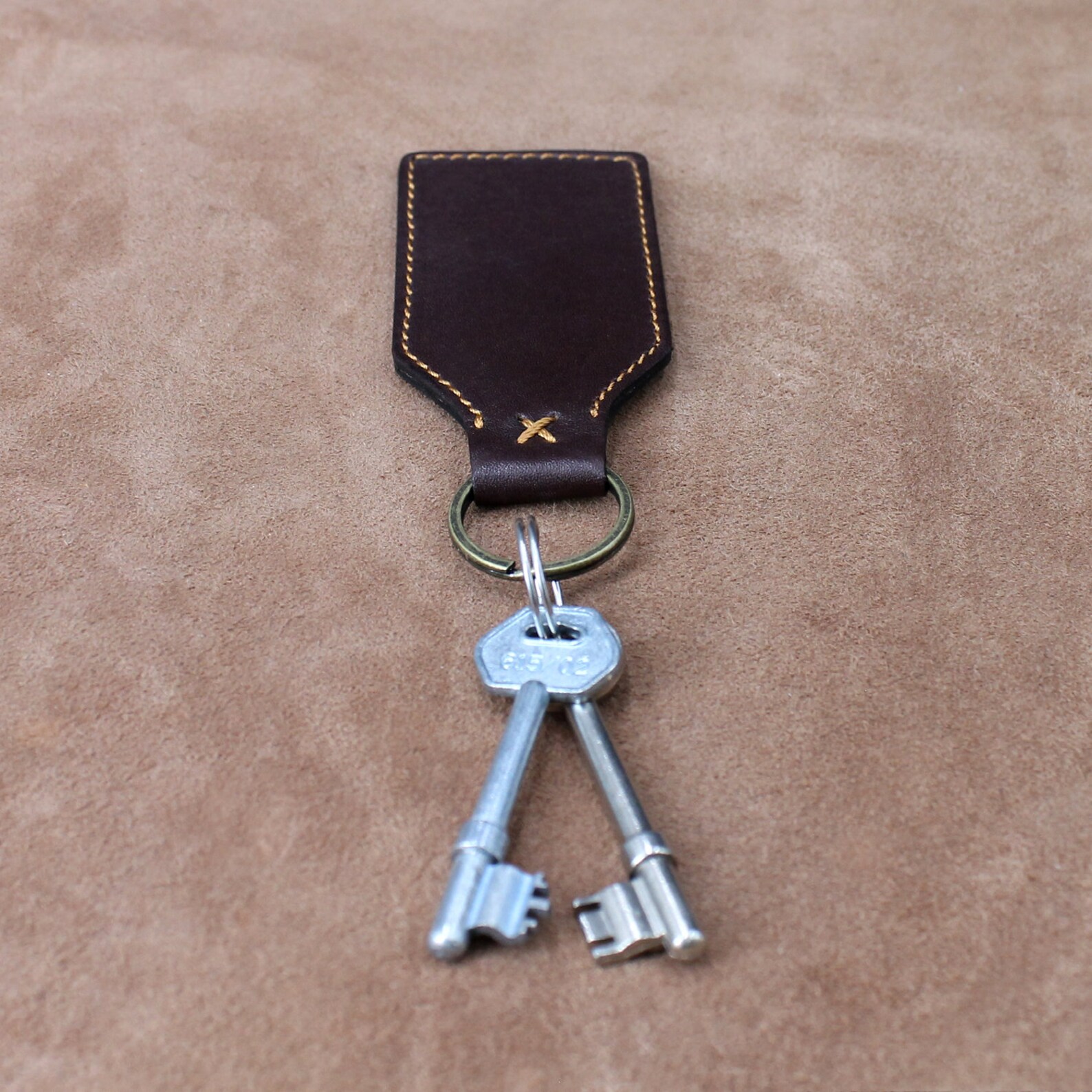Leather Keychain Leather Luggage Tag Monogrammed Keyring Key - Etsy UK