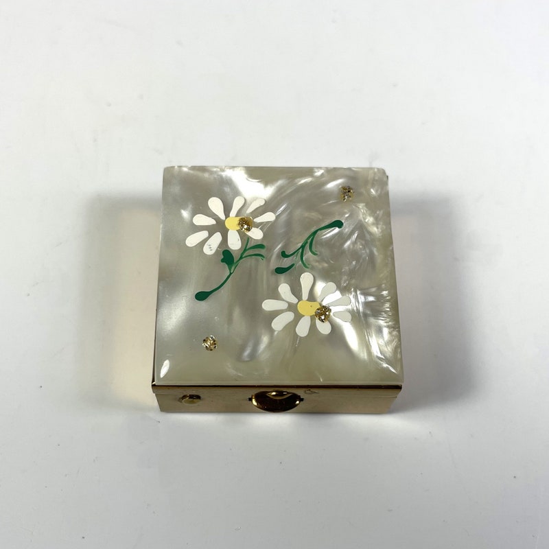 Shell Pill Box - Etsy