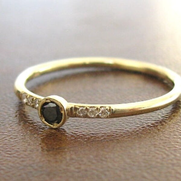 Black Solitaire Ring - Etsy