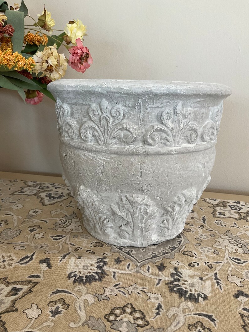 Heavy White Stone Look Terra Cotta Flower Pot With Acanthus Leaf Detail ...