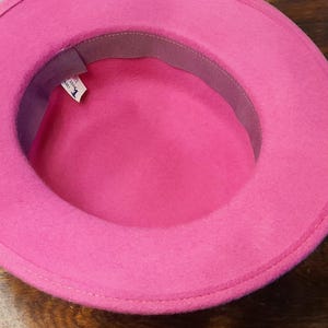 Vintage Ladies Pink Wool Hat With Ribbon Band and Maroon Ostrich ...