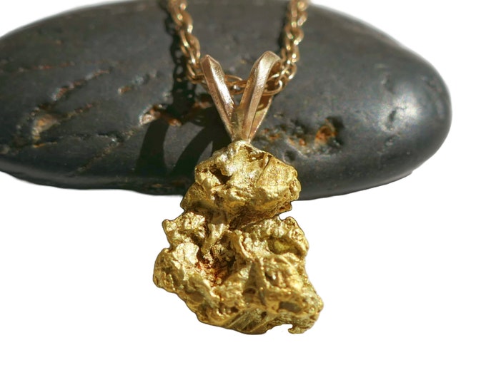 14k Gold Nugget Pendant - Etsy Canada