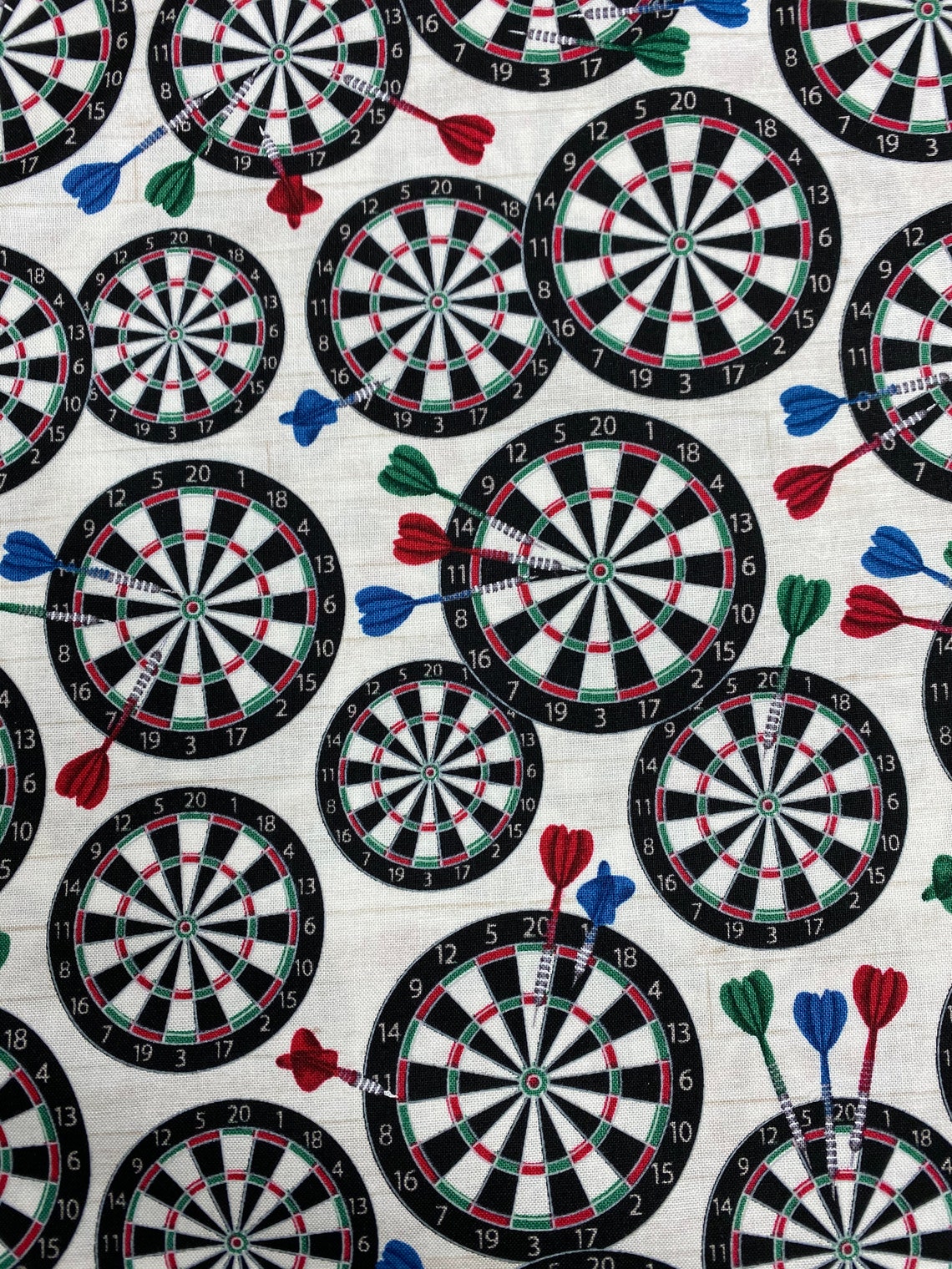 Man Cave Darts Fabric de Windham Fabrics - Etsy España