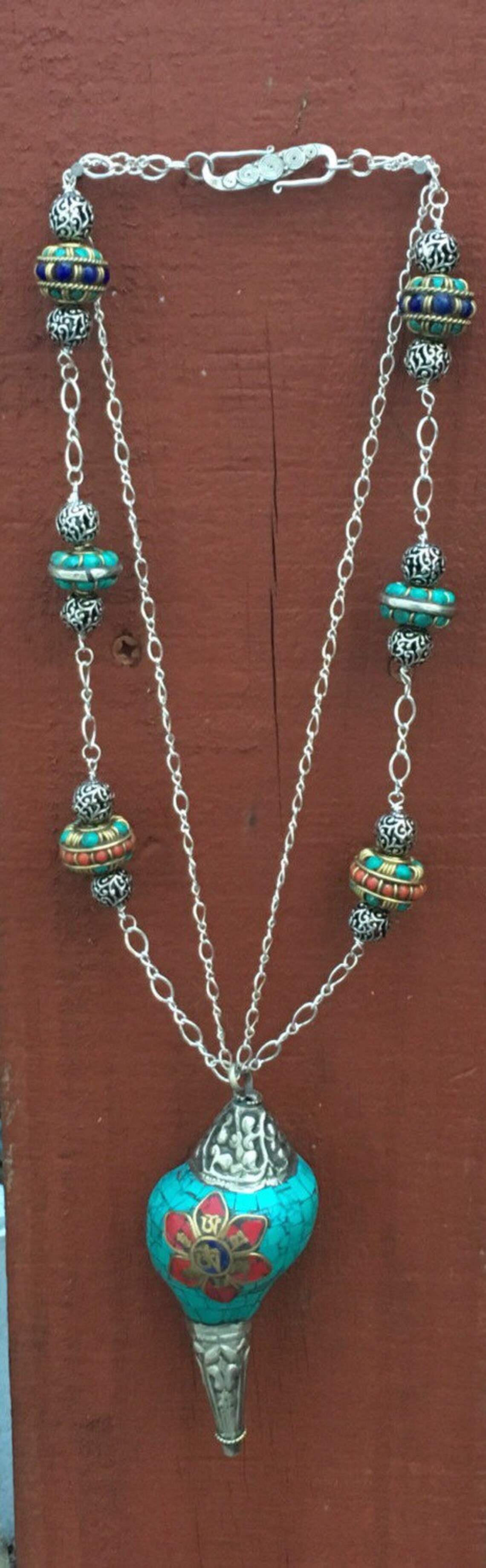 Conch Shell Necklace - Etsy