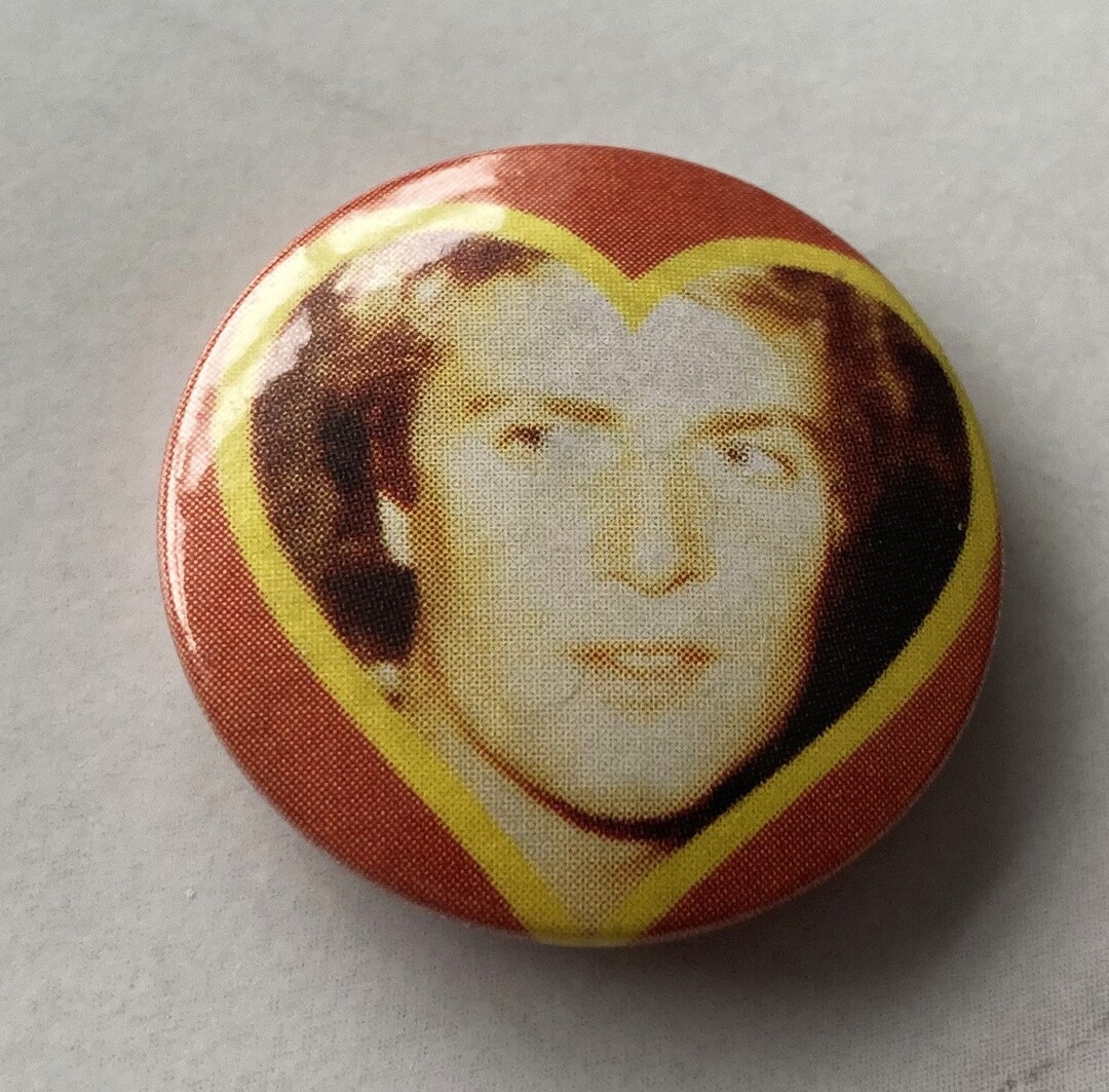 DURAN DURAN Simon Heart Small Vintage Button Style Metal Pin Badge From ...