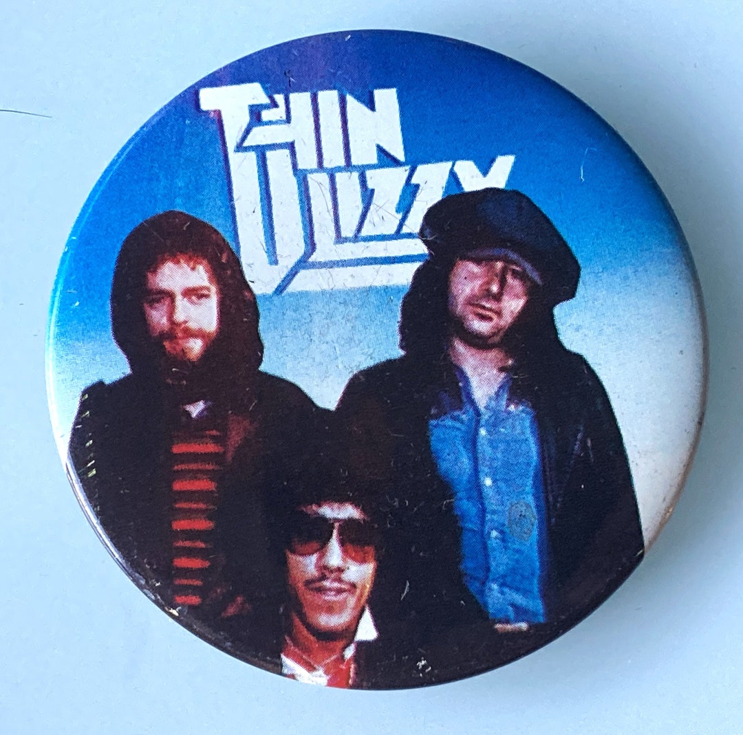 THIN LIZZY Early Picture With Eric Bell Large Vintage Metal Pin Badge ...