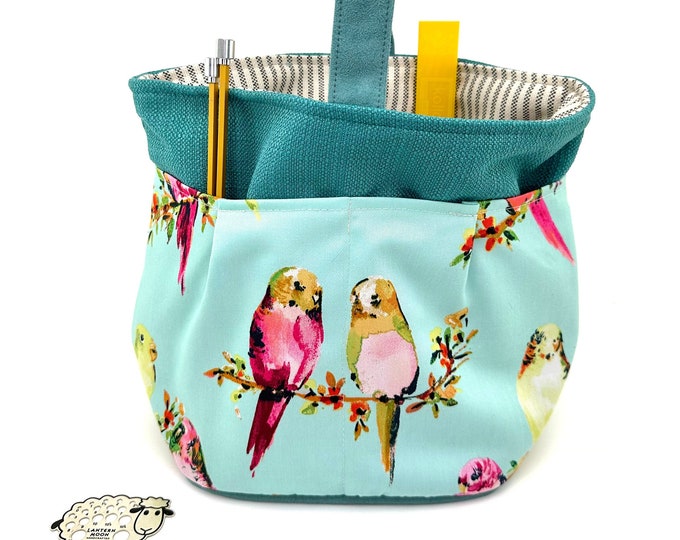 Atenti Tall Caddy Miss Honey Parakeet Print 8pockets Crochet Caddy ...