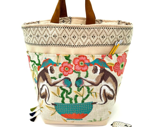 Atenti Tall Caddy GRAY Mama Llama Crochet Knitting Caddy Alpaca ...