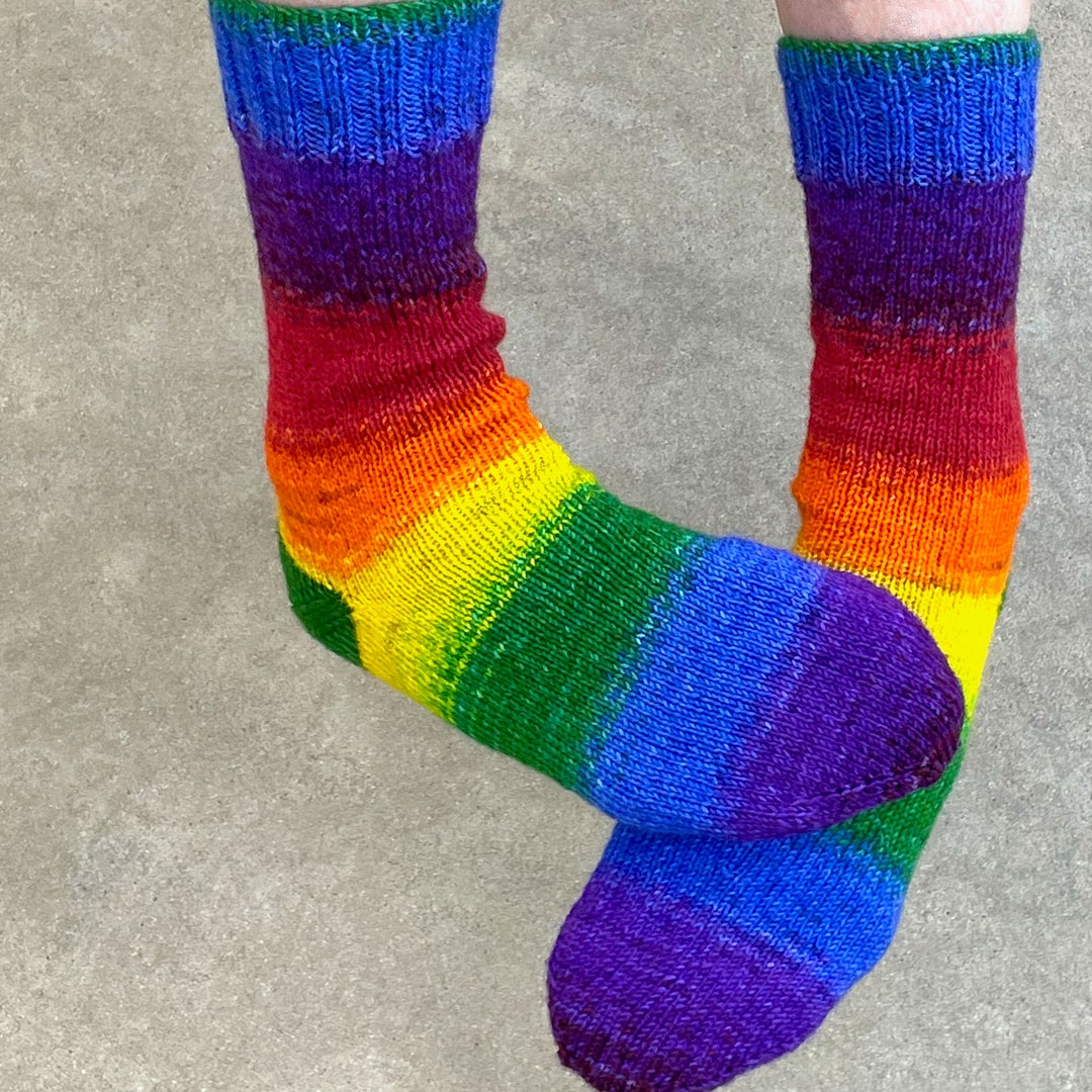 Urth Uneek Harmony Sock Kit Hand Dyed Self-striping Rainbow Merino ...