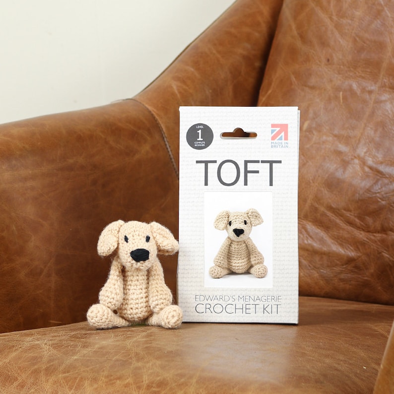 Toft Crochet MINI Eleanor the Labrador Kit: DIY Amigurumi Hook Stuffing ...