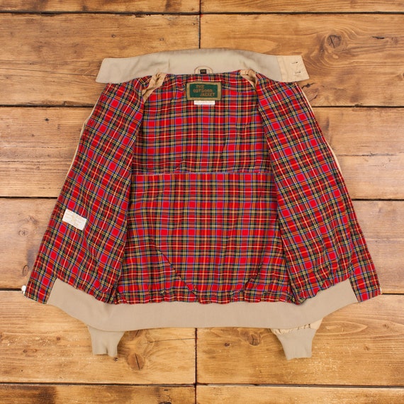 Vintage the Outdoor Jacket Windbreaker Jacket S 90s Tartan Vintage the Outdoor Jacket Windbreaker Jacket S 90s Tartan