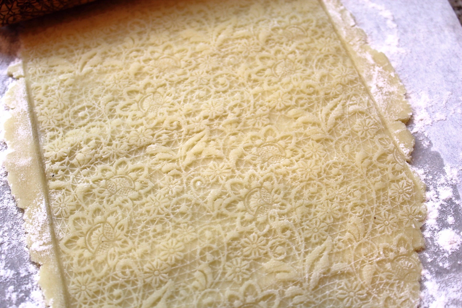 Lace Embossed Rolling Pin Rosemailing Flowers Laser Engraved Floral ...