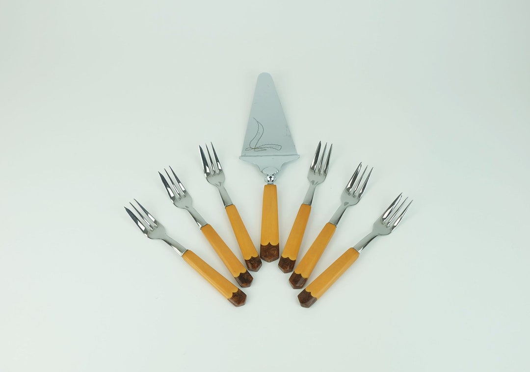 1930s Art Déco Bakelite CAKE LIFTER and 6 Cake Forks Amber and Brown ...