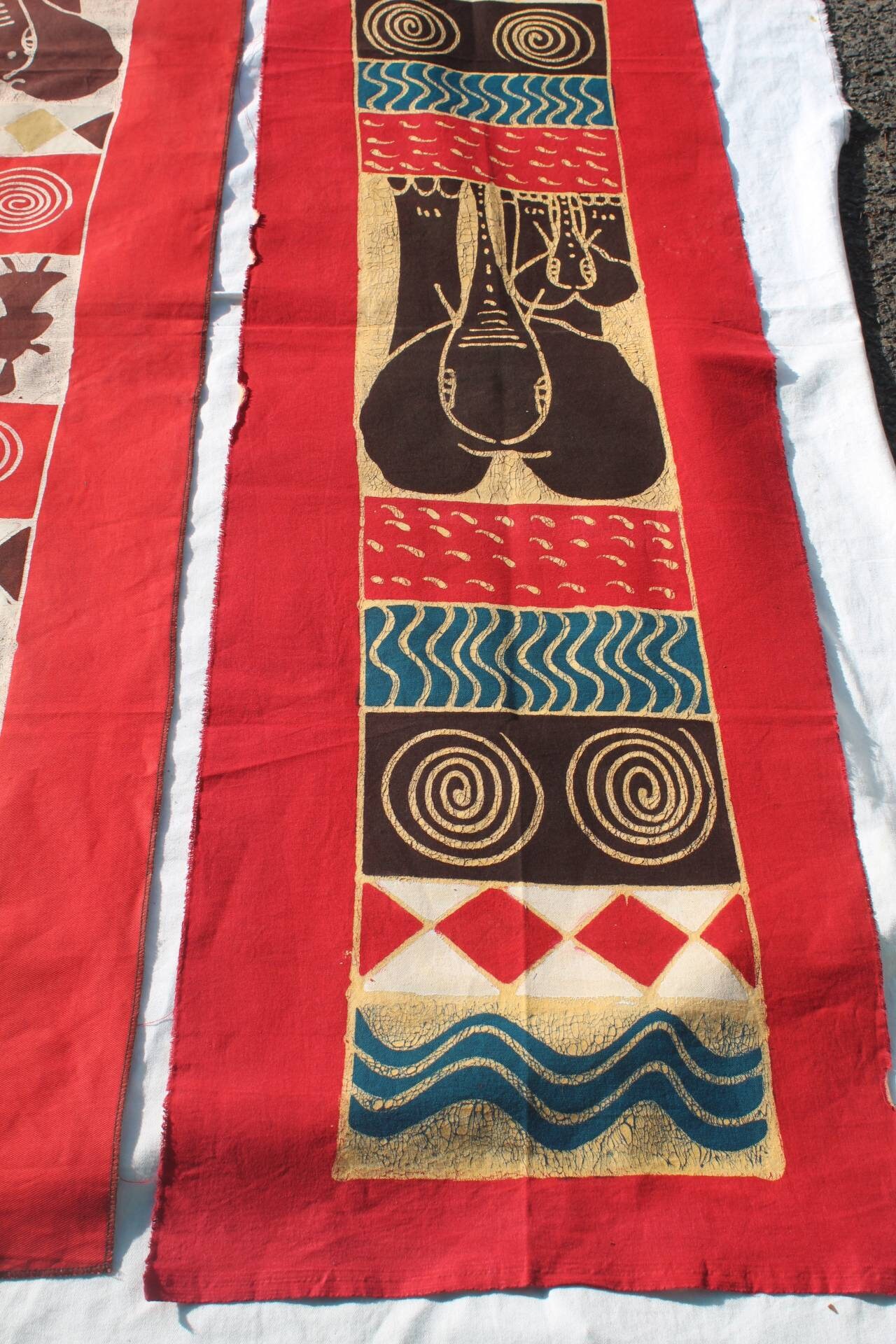 Elephant Themed Zimbabwean Batik Table Throw. Maroon Orange - Etsy