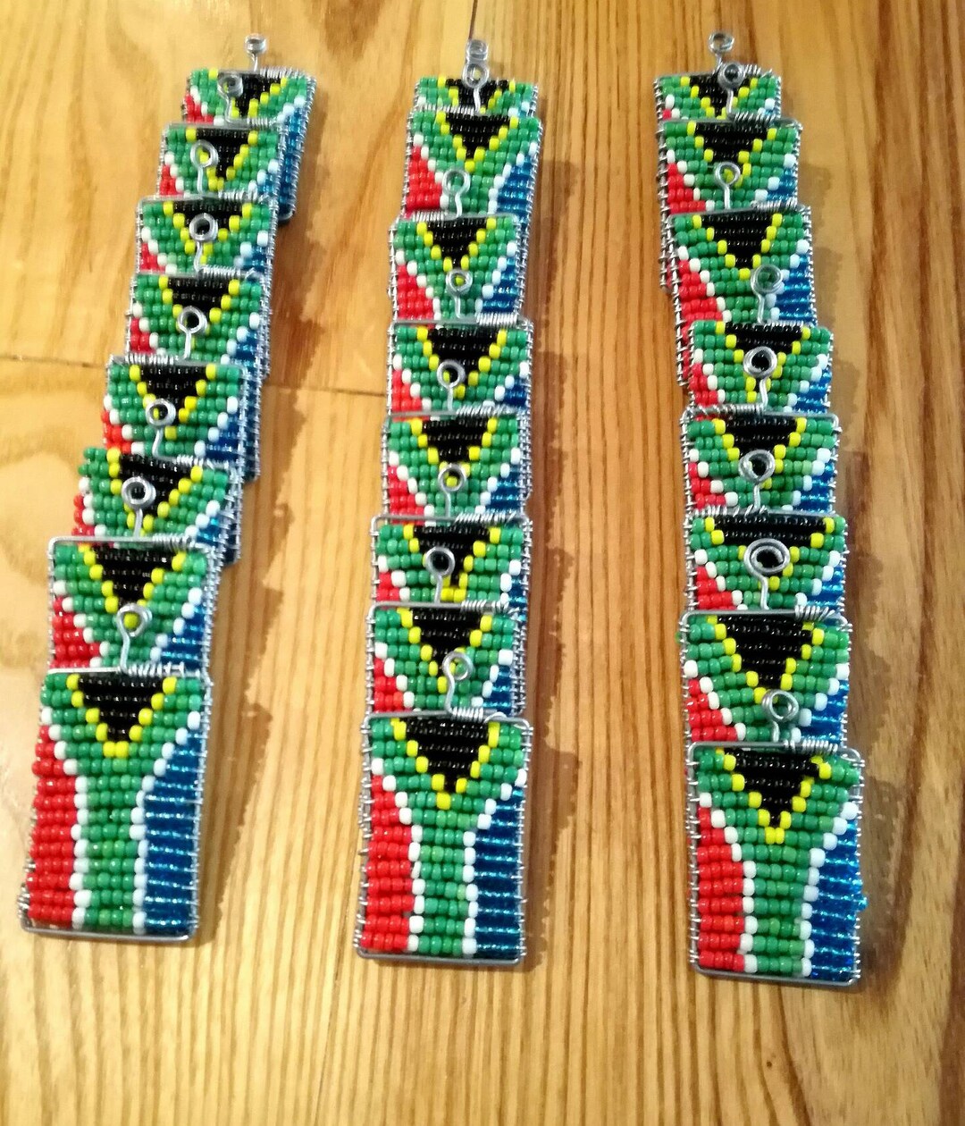 Beaded Country Flag Keyring: Wire Keychain, Zipper Charm - Etsy