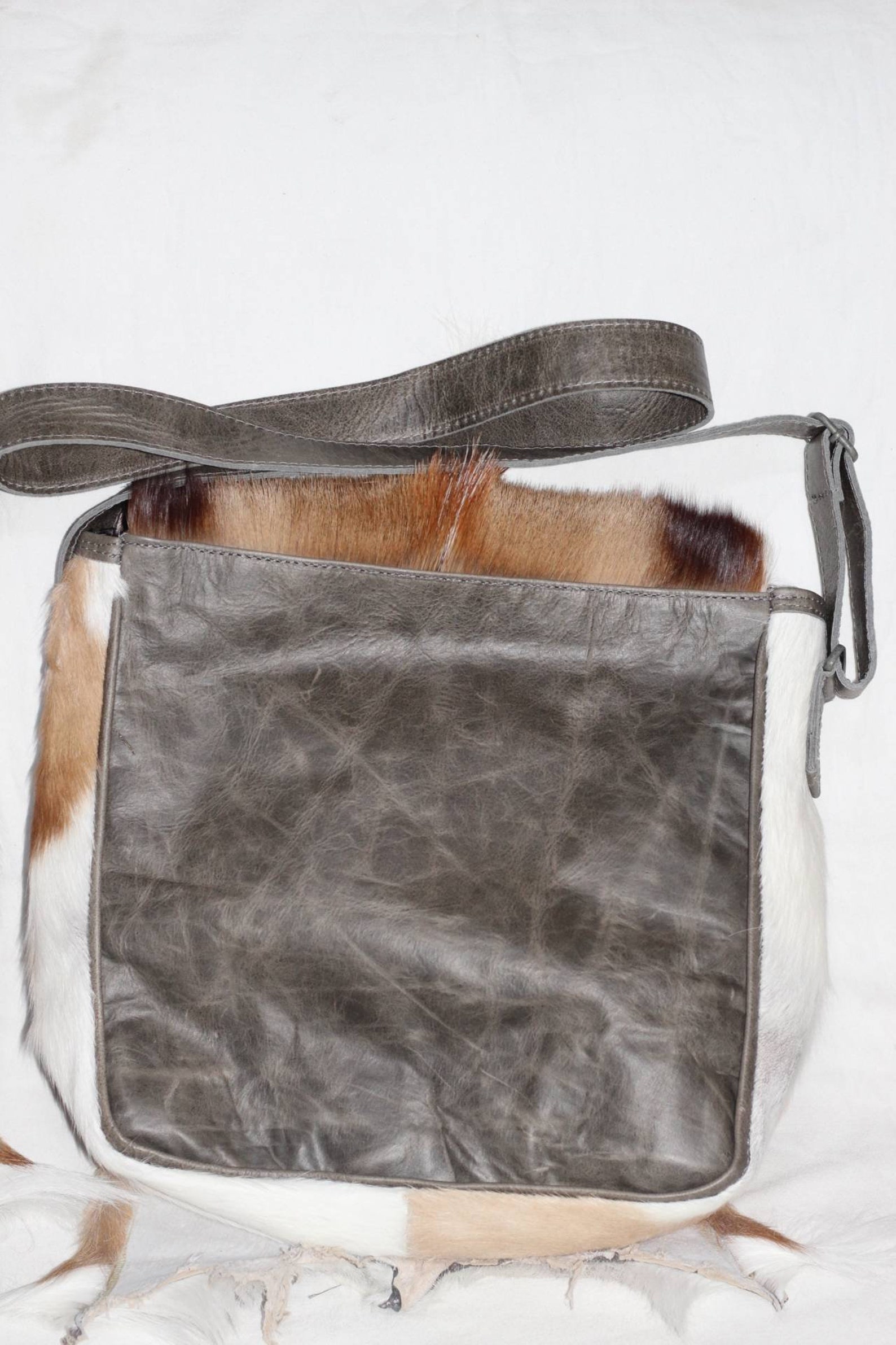 Antelope Springbok Leather Large Slingbag /handbags. Original - Etsy