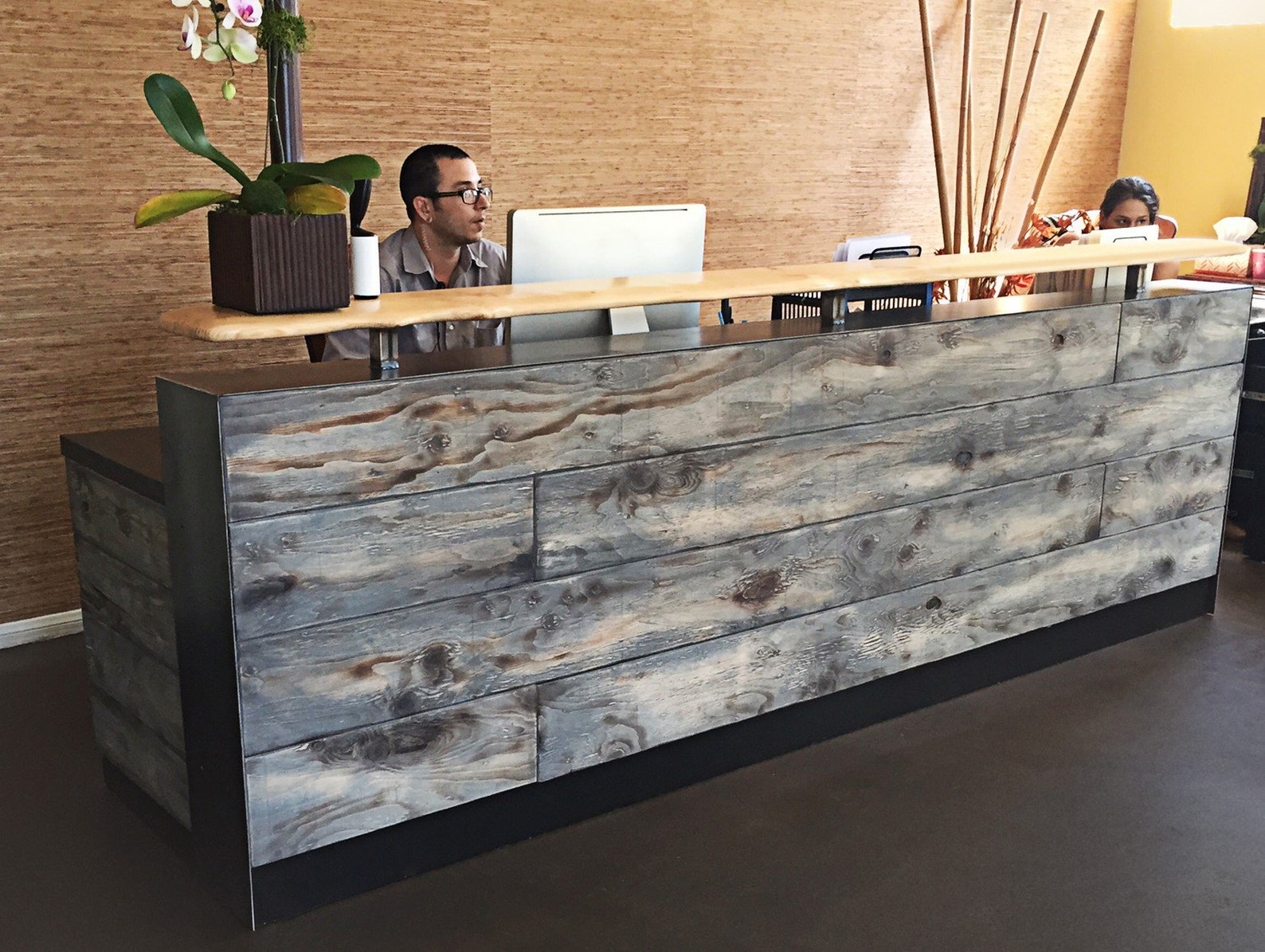 Memphis Reception Desk - Etsy
