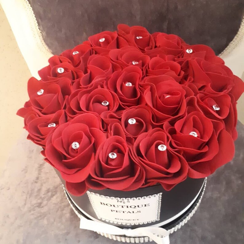 Hat Box Flowers Flower Hat Box Roses Fleurs Floral - Etsy