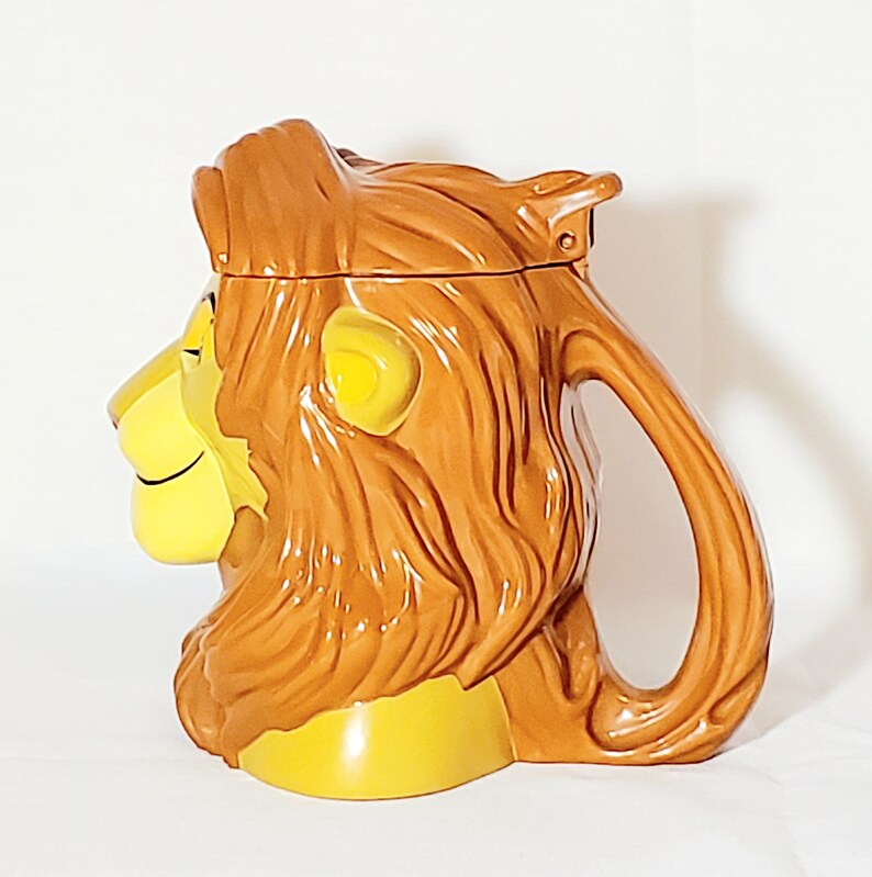Vintage Disney Simba the Lion King Lidded Cup is in Excellent Condition ...