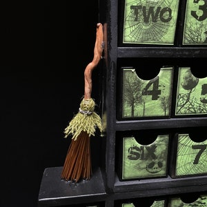 Witchy Green Halloween Countdown Calendar - Etsy