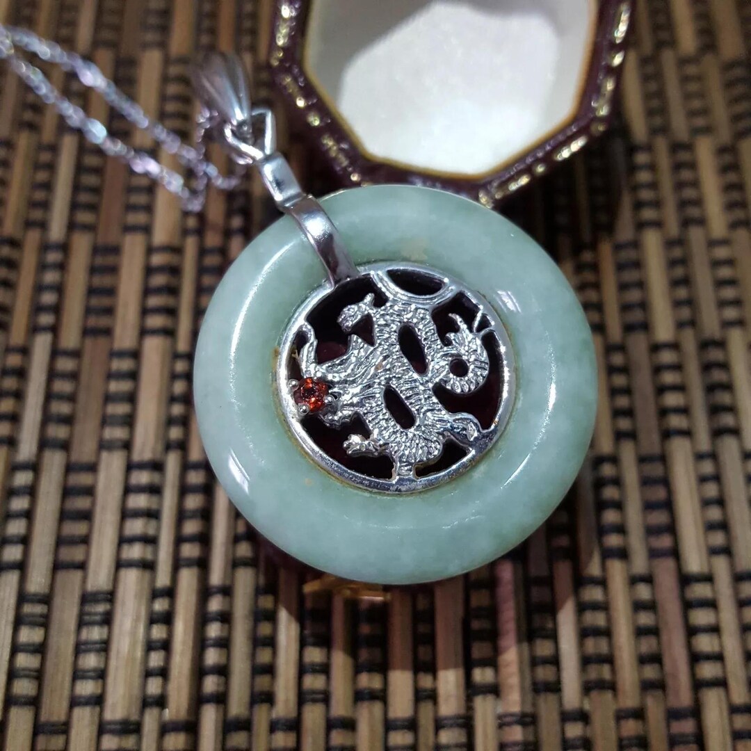 925 Sterling Silver Necklace, Dragon Pendant, Genuine Green Jade Circle ...