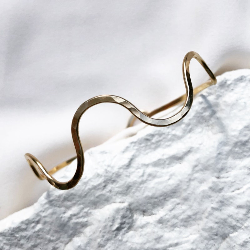 Wavy Bangle - Etsy