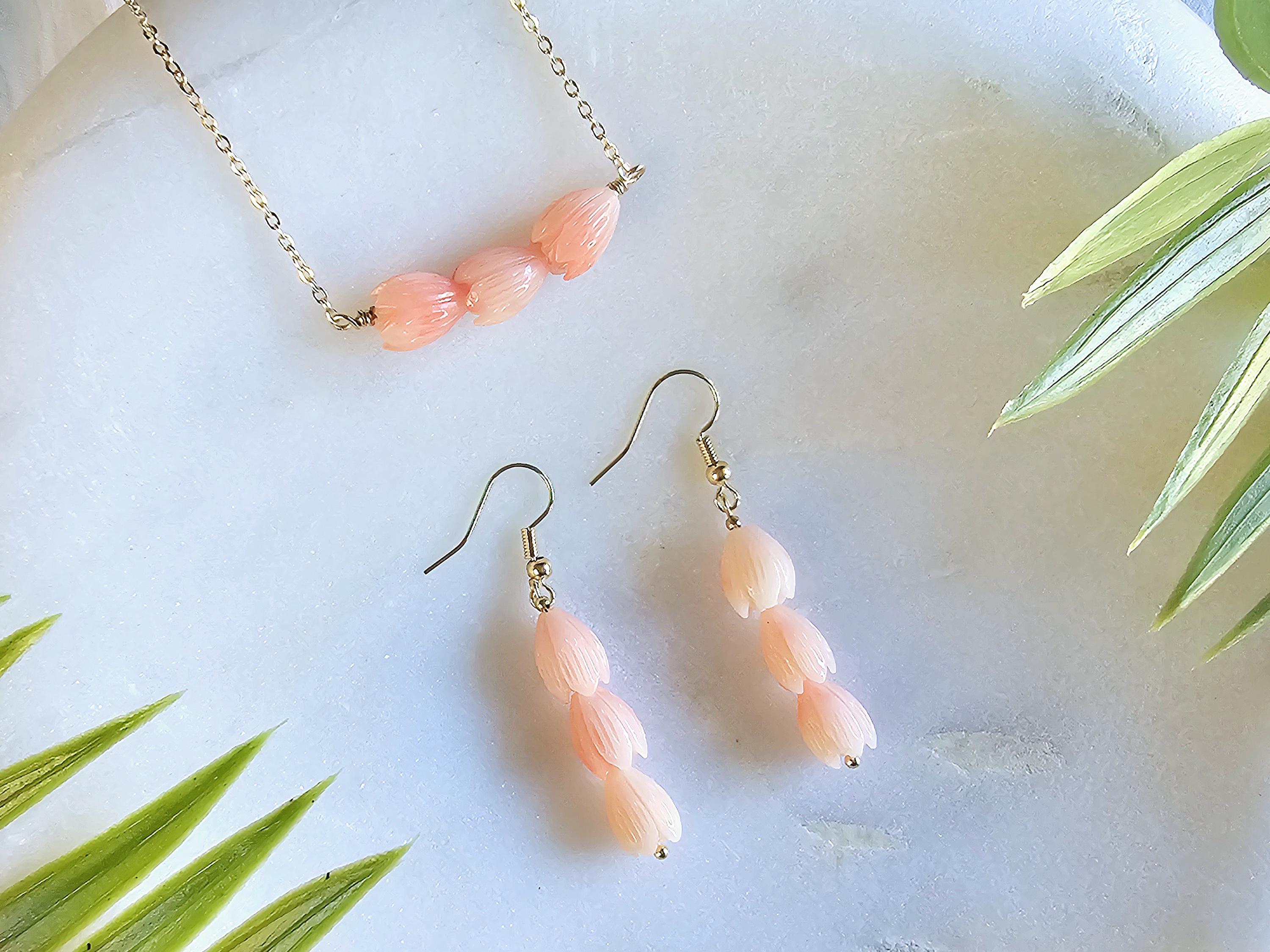 Pink Triple Pikake Necklace, 14k - Etsy