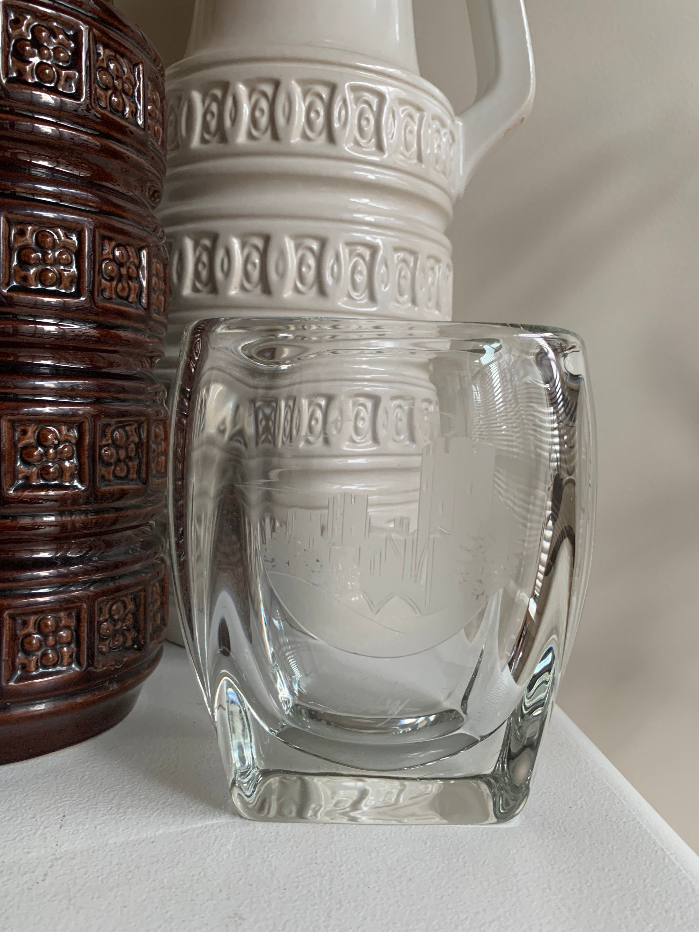 Gorgeous heavy Swedish crystal vase with depiction of castle | Etsy