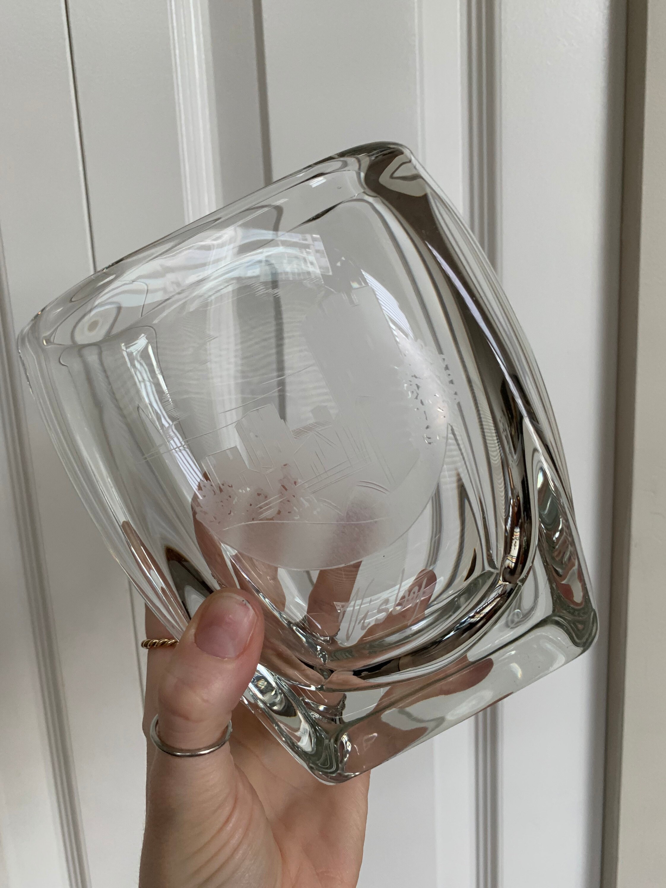 Gorgeous heavy Swedish crystal vase with depiction of castle | Etsy