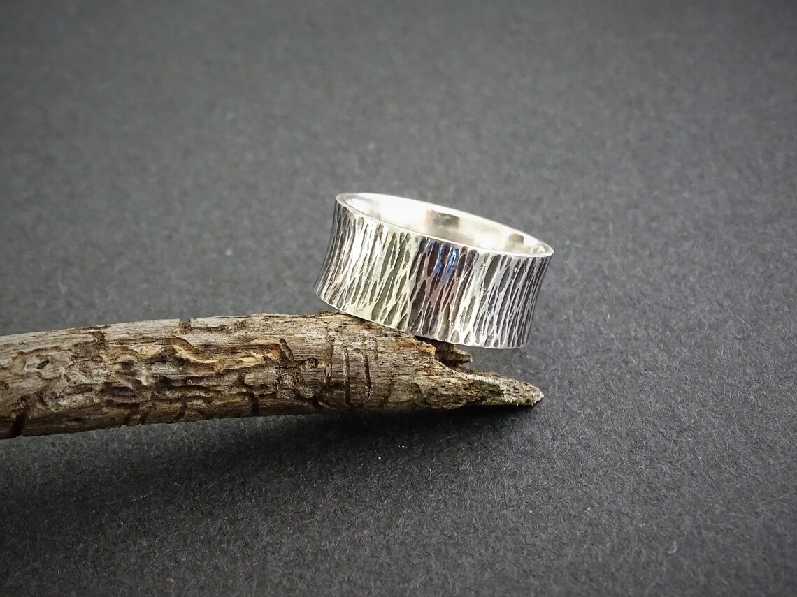 Wood Ring/Tree Bark Textured Ring/Nature Wedding Band/Wood | Etsy