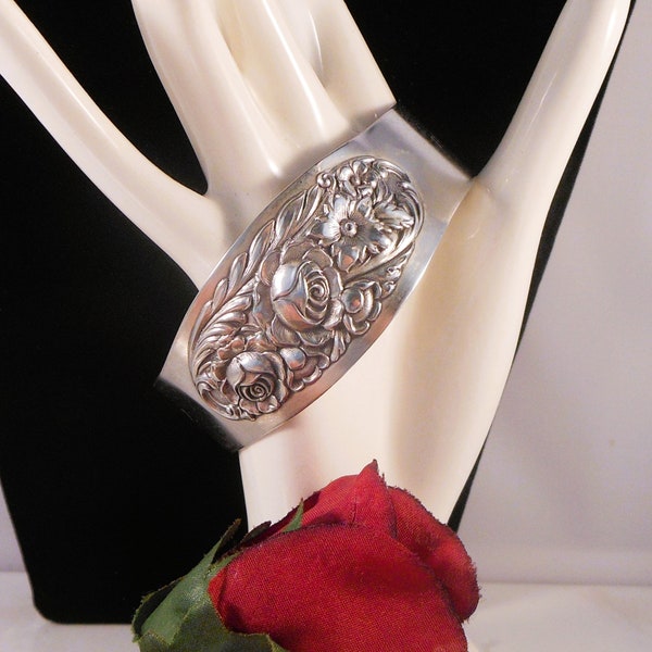 Repousse Bracelet - Etsy