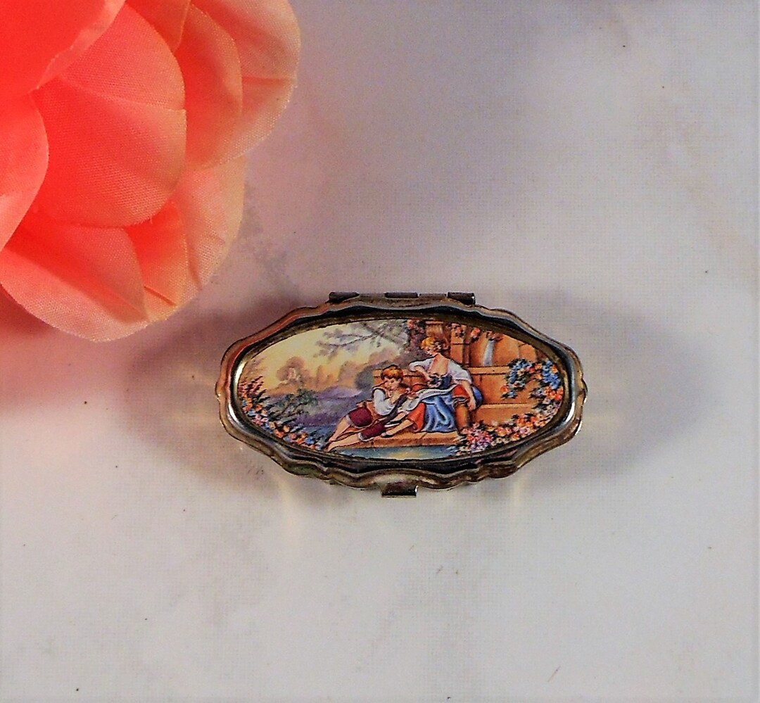 Vintage Little Pill Box With Transfer Print of 18th Century Lady and ...