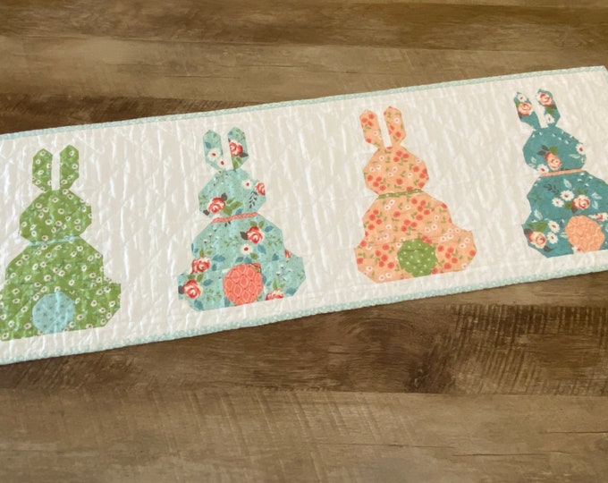 Table Runner, Blue, Green, Peach, Spring, Easter, Table Topper, Bunny ...