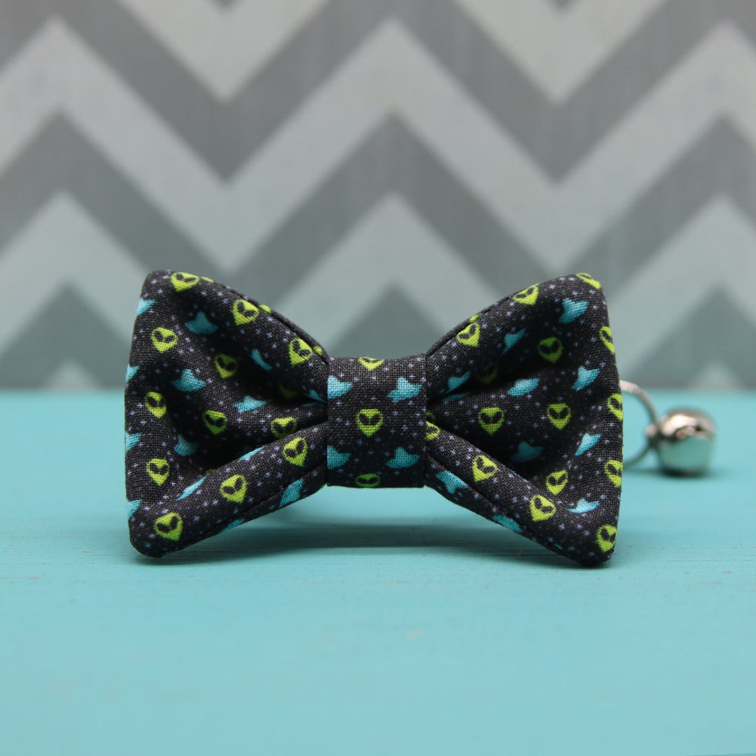 Cat Bow Tie Collar - Aliens & Ufos - Breakaway W/ Bell - Etsy