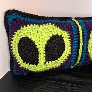 Alien Themed Wrist Rest, Crochet, Office Accessory, Wrist Pillow - Etsy