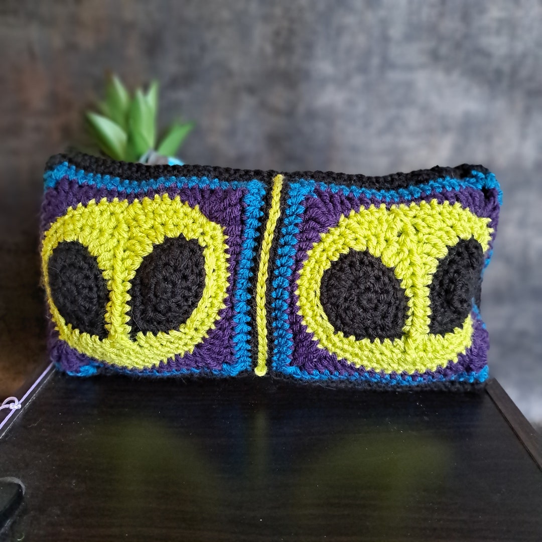 Alien Themed Wrist Rest, Crochet, Office Accessory, Wrist Pillow - Etsy