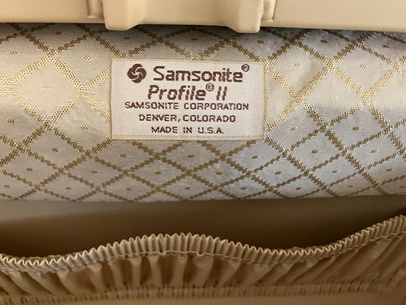 Vintage 1980's Samsonite Profile II • Teal Blue Train… - Gem