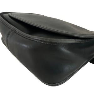 Vintage 90's COACH Black Leather Shoulder Crossbody Messenger Bag ...