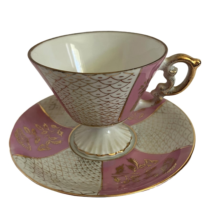 Footed Tea Cups - Etsy