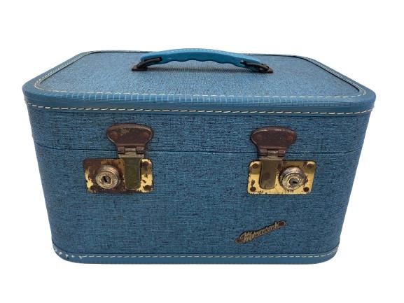 Vintage 1950's Monarch Blue Train Case • Retro Luggage • Makeup ...