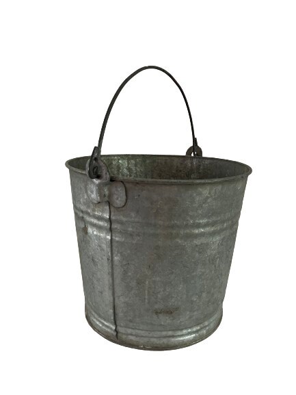 Vintage Galvanized Metal Pail Chore Bucket • Farm Pail • Swing Handle ...